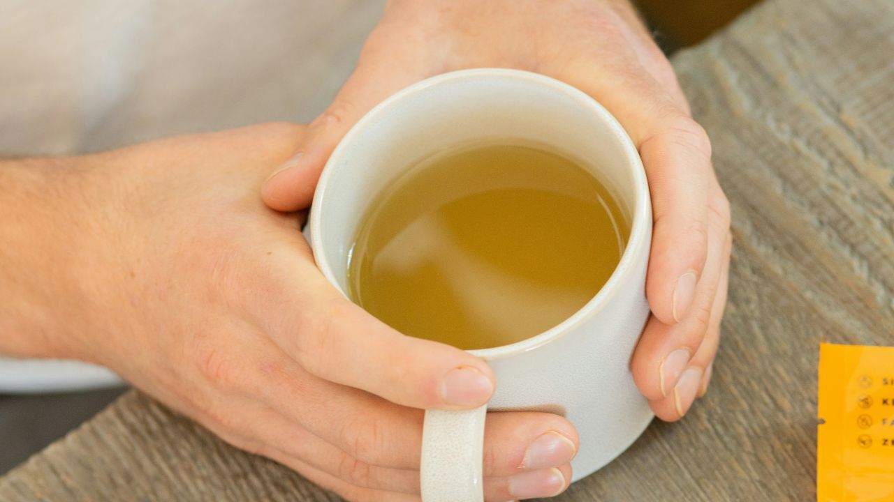 6 Best Drinks High in Magnesium, Say Dietitians