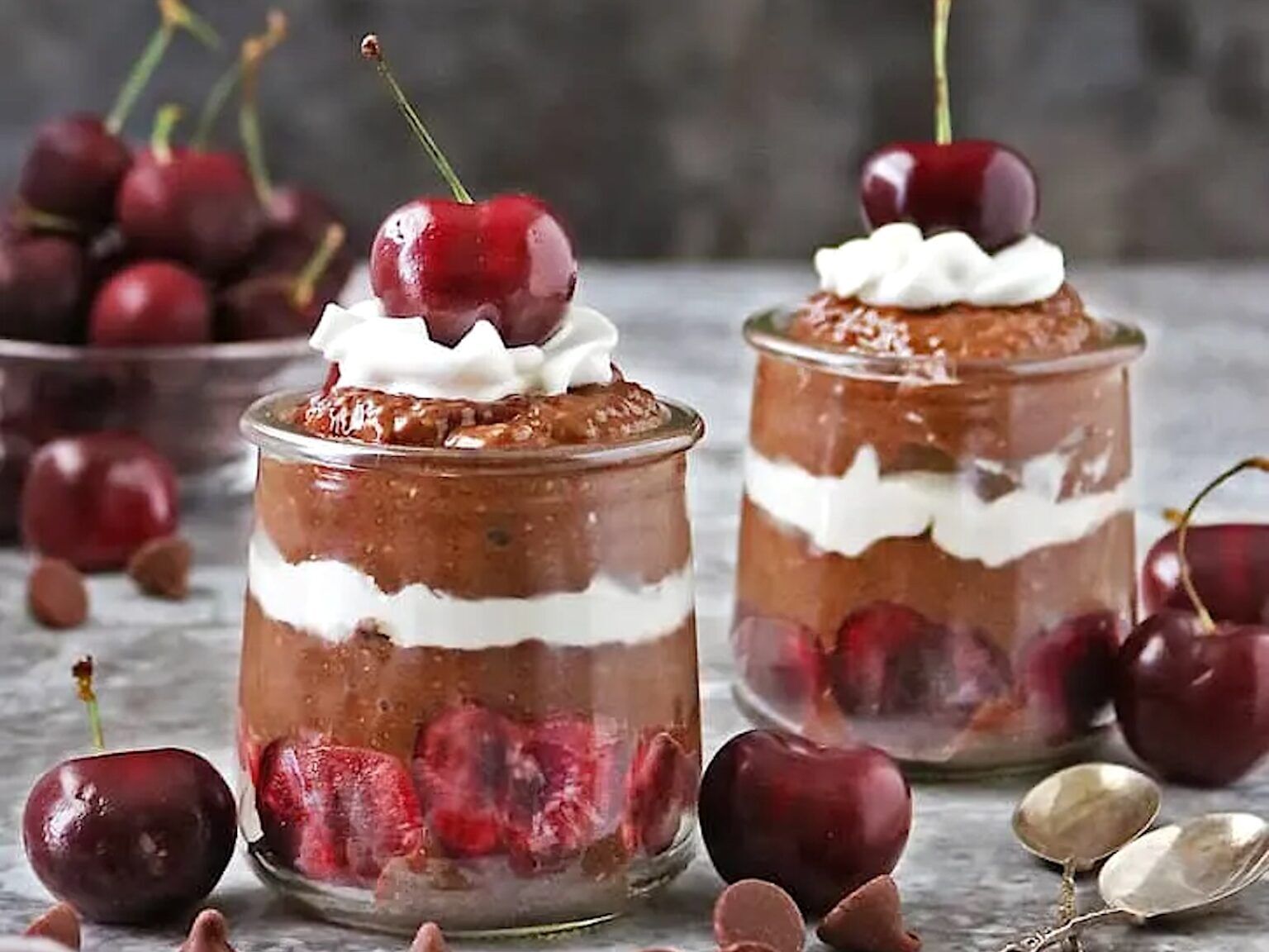 10 Healthy Cherry Recipes Perfect for Right Now