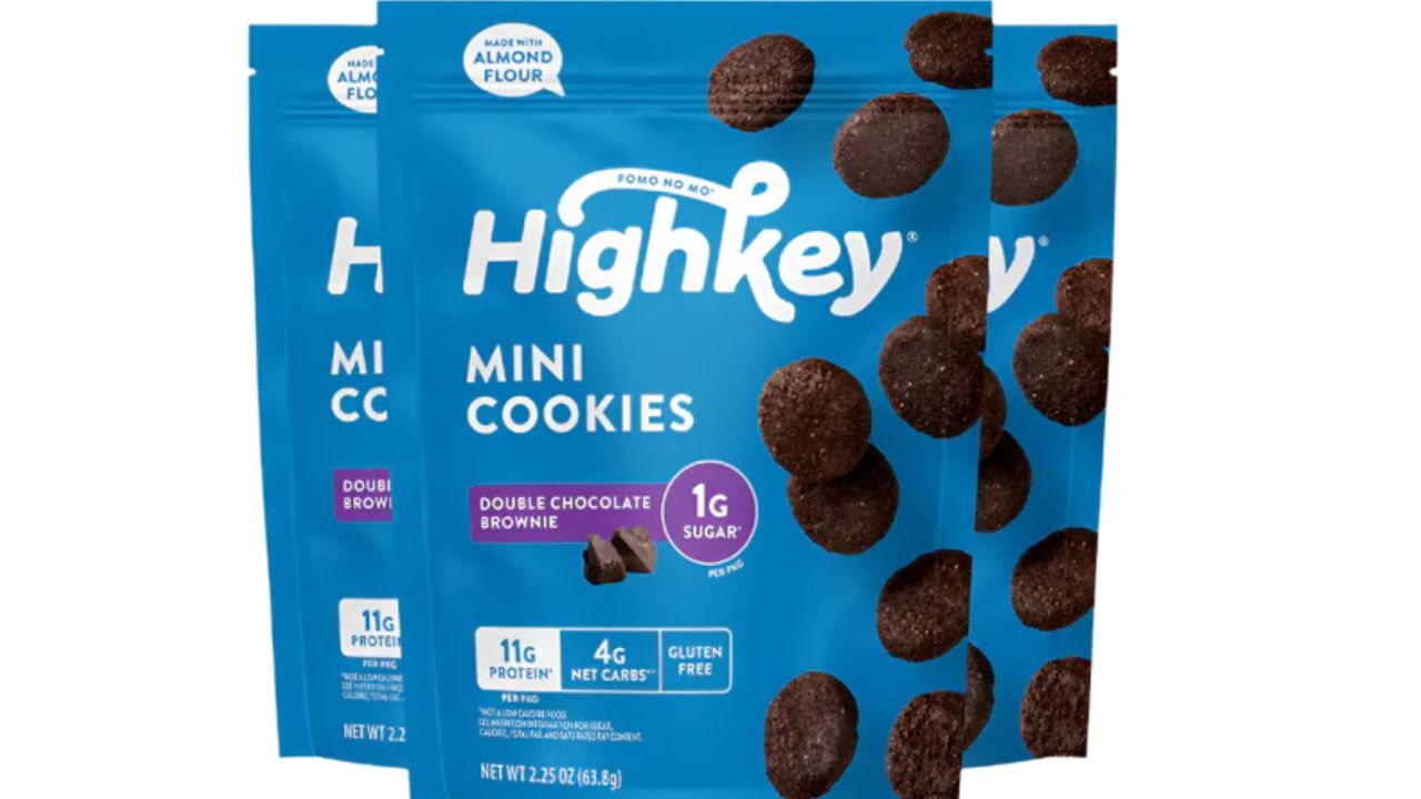 10 Surprisingly Tasty High-Protein Snacks From the Grocery Store