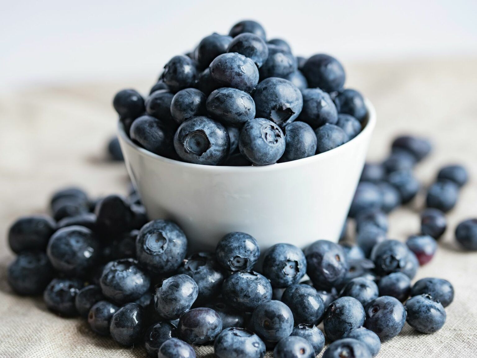 Why Do I Have No Energy? Here Are 10 Tips to Combat Lethargy