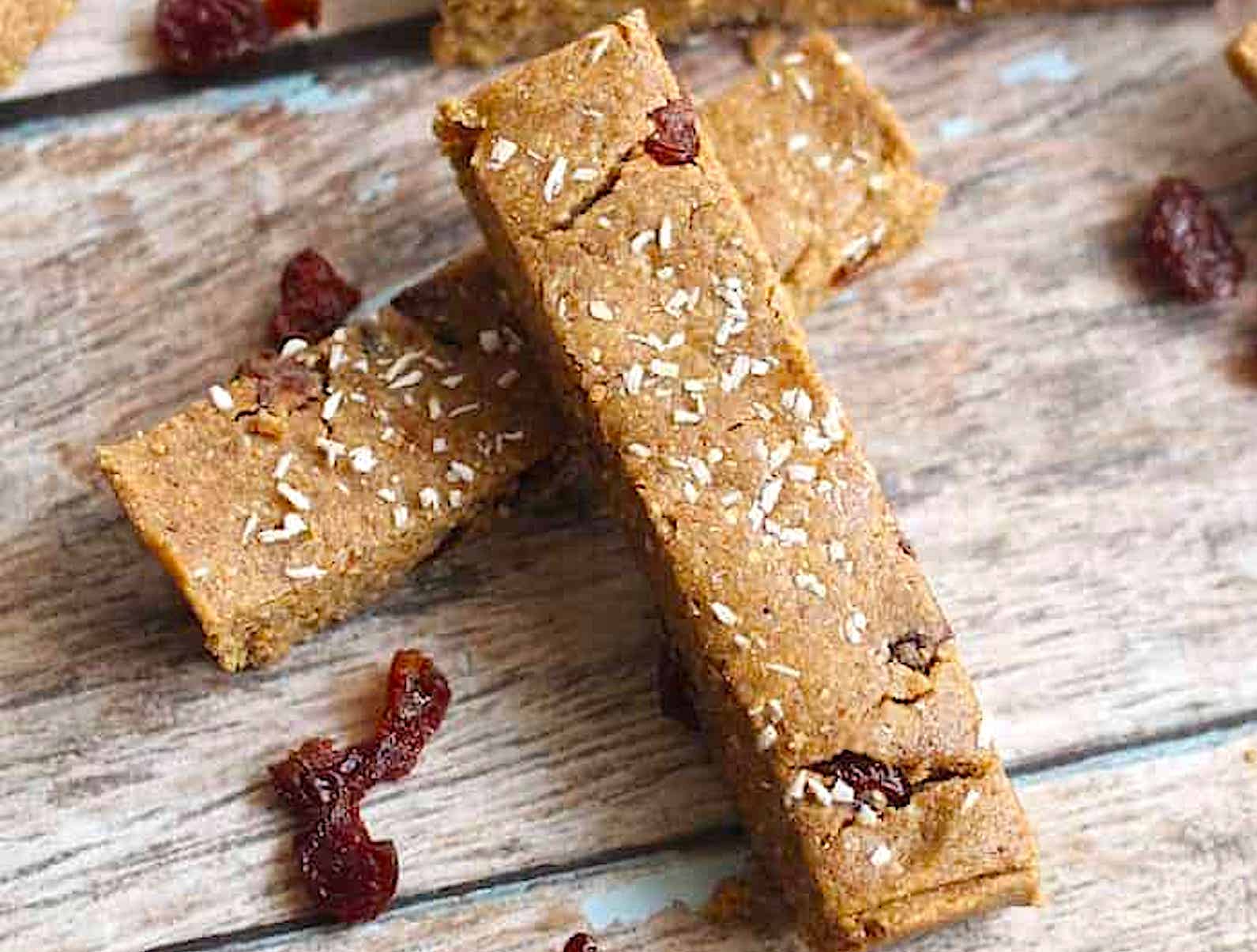 7 Low-Sugar Protein Bars and Bites You Can Make
