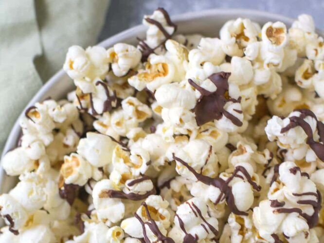 8 Popcorn Recipes for Healthy, Crunchy Snacks