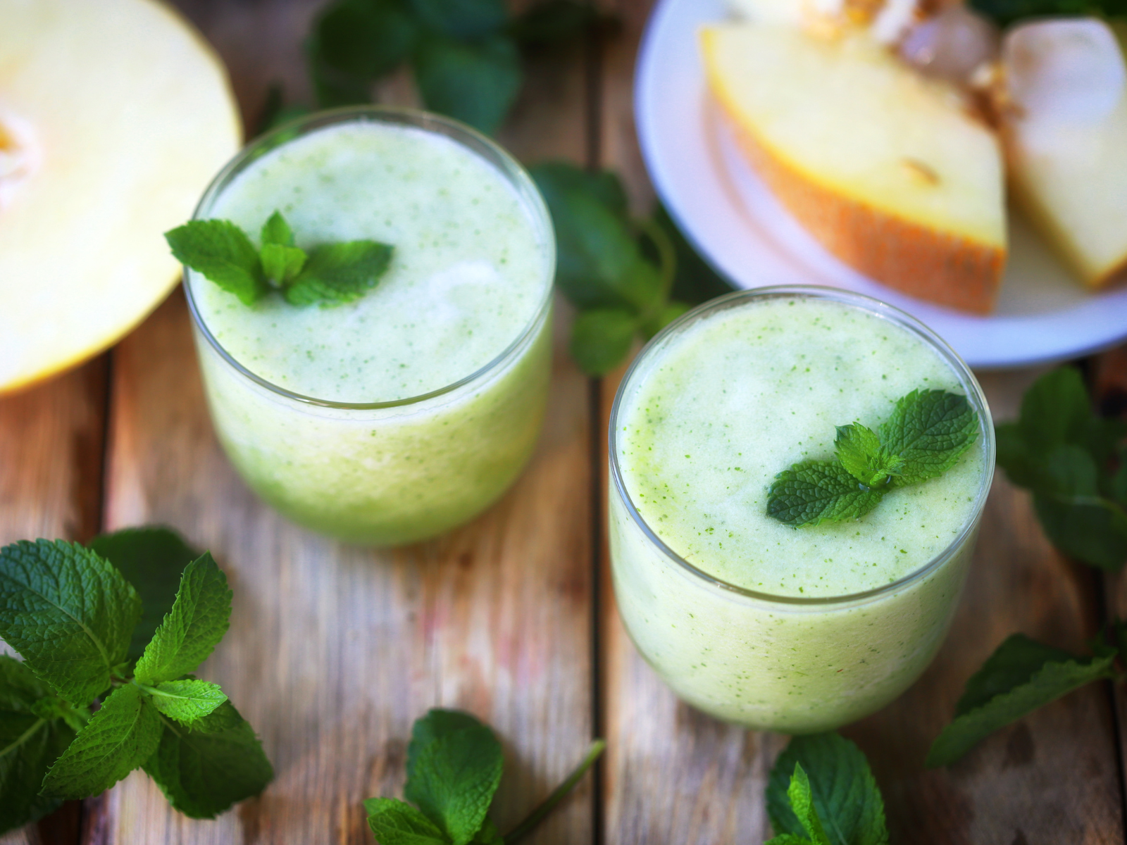 5 Hydration Smoothies That’ll Help You Stay Nourished and Glowy | Clean ...