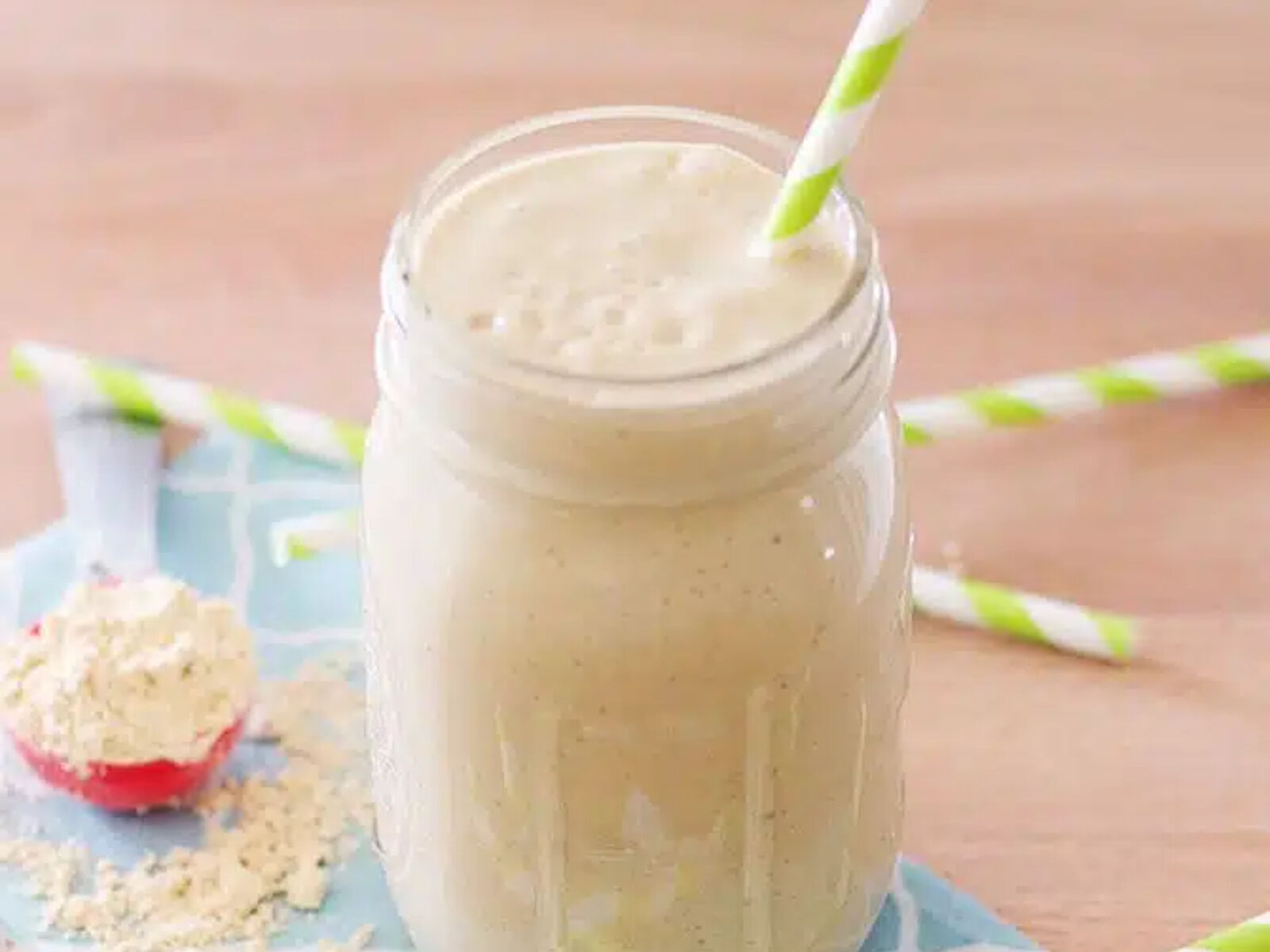 7 Low-Calorie Protein Shakes That Still Fill You Up