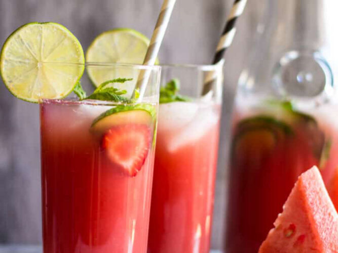 9 Mediterranean Diet Drink Recipes For Healthier Sips