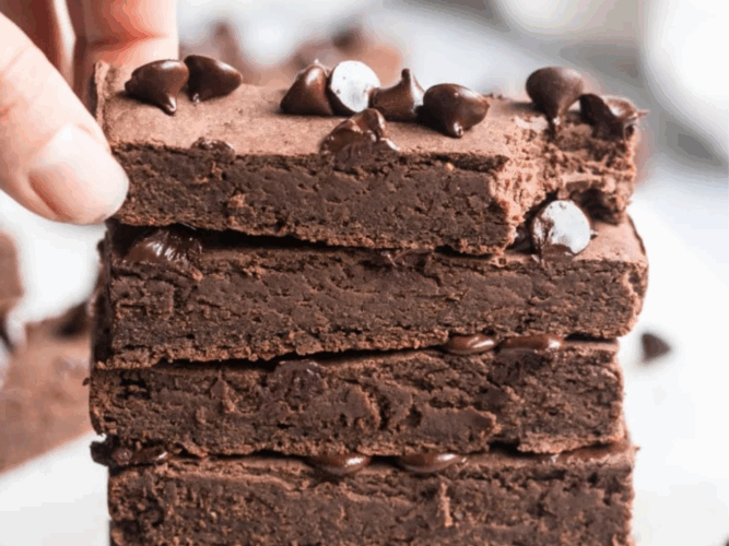 10 Homemade Protein Bar Recipes That Beat Store-Bought