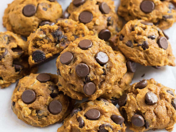 9 Healthy Fall Desserts We Can’t Wait to Bake This Season