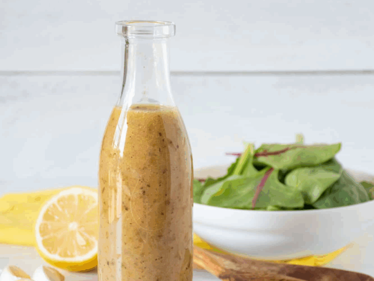 8 Healthy Homemade Salad Dressings