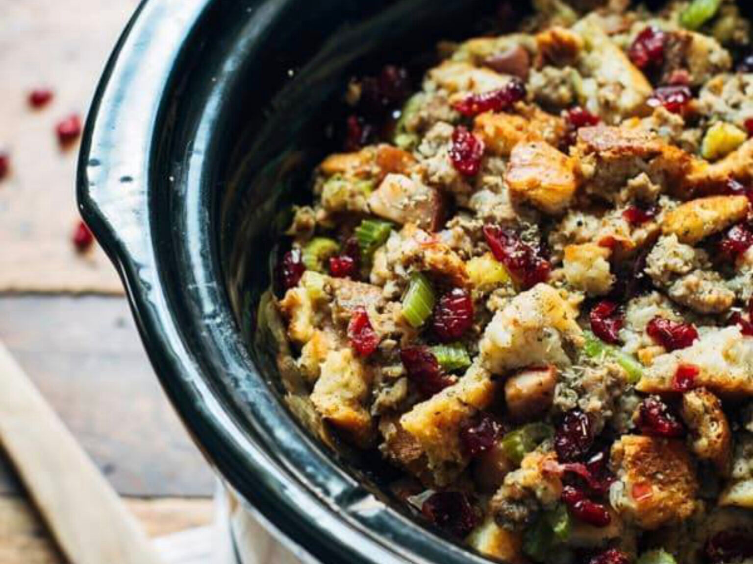 9 No-Oven Thanksgiving Recipes To Cook While Turkey Is Roasting