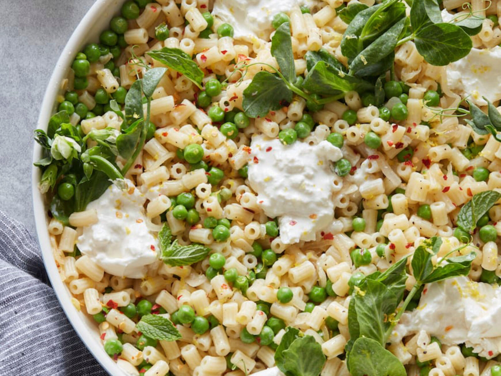 8 Light Spring Pasta Recipes That Won’t Weigh You Down