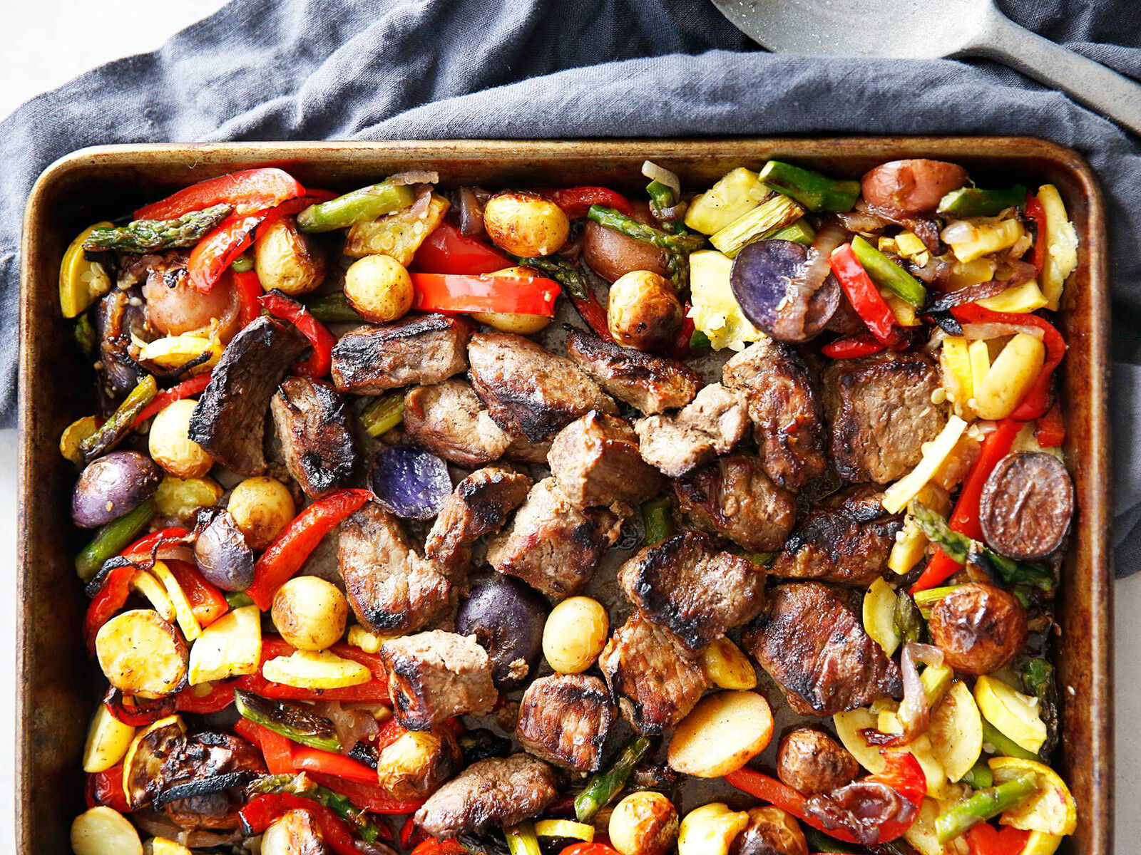 13 Healthy Fall Dinner Ideas to Make on One Sheet Pan