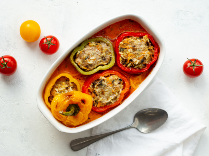 8 Healthy Potluck Ideas For Feeding a Crowd