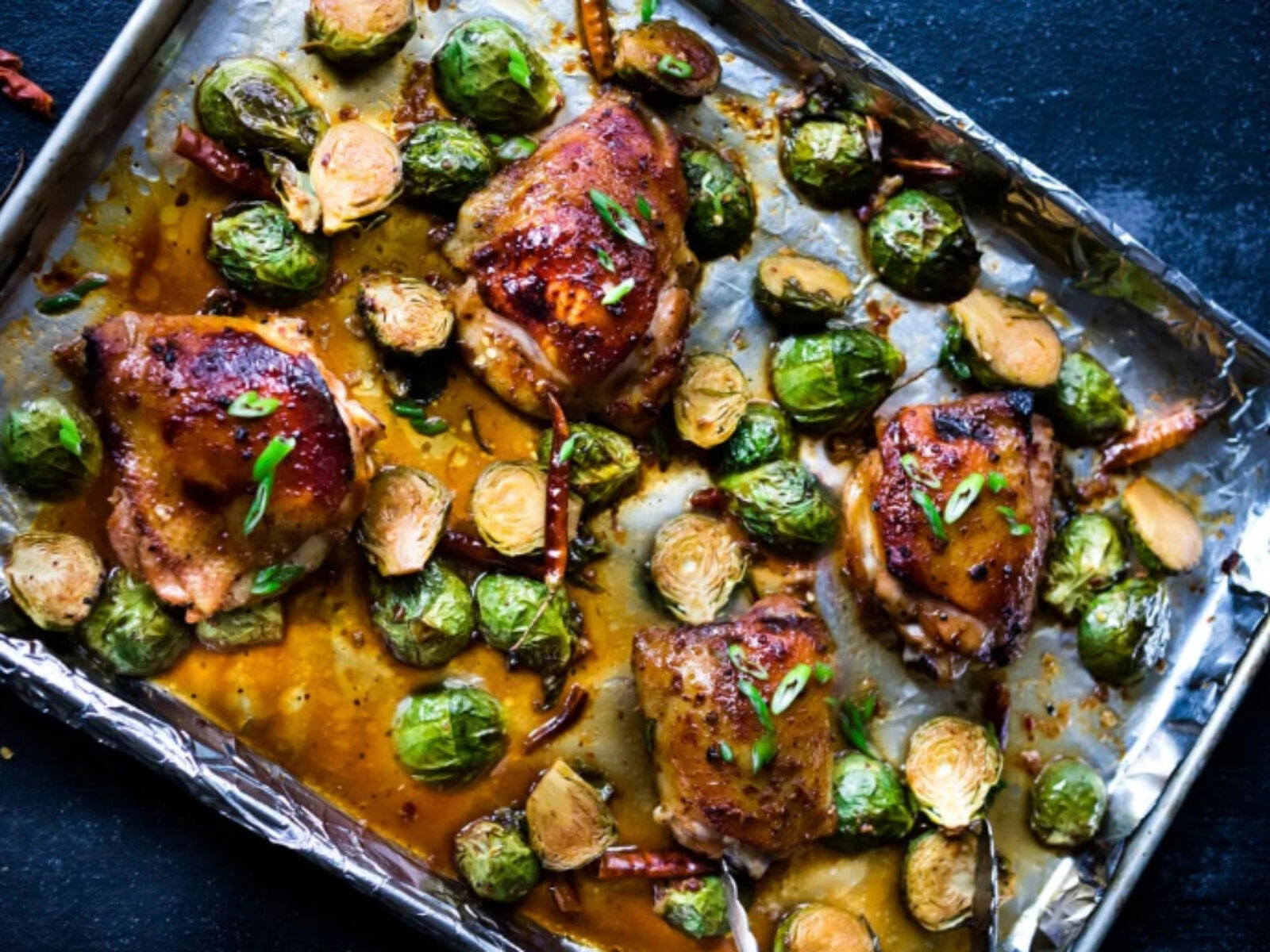 8 Healthy & Easy Winter Sheet Pan Dinners You’ll Love
