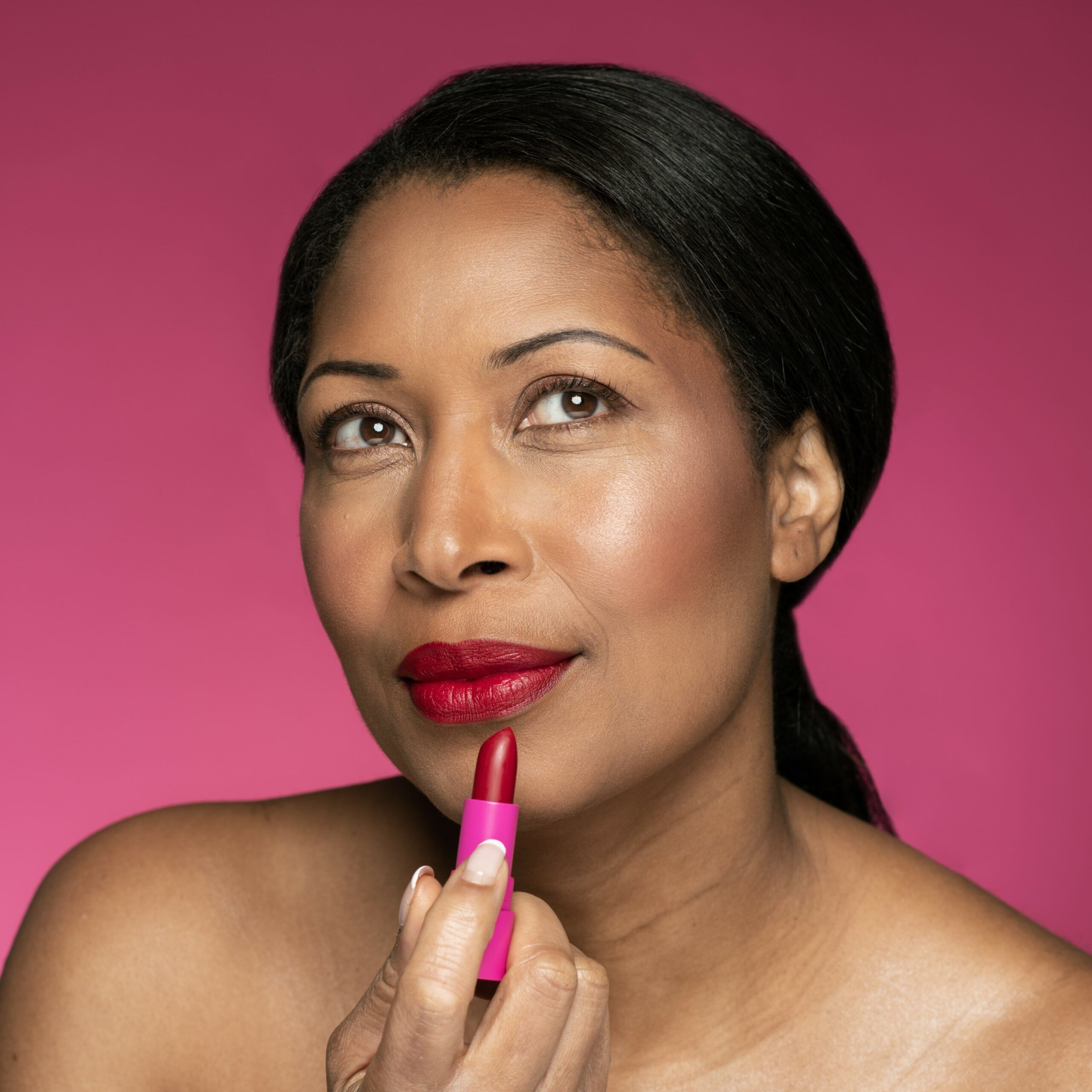 Cheekbone Beauty – Wellzy Perks